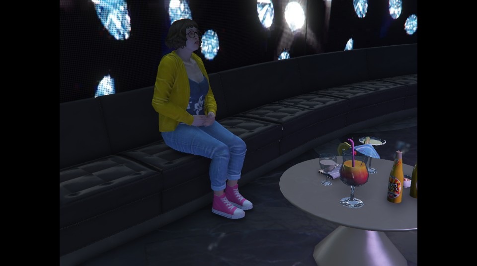 Yellow Jacket Girl Gta Online Gtaforums